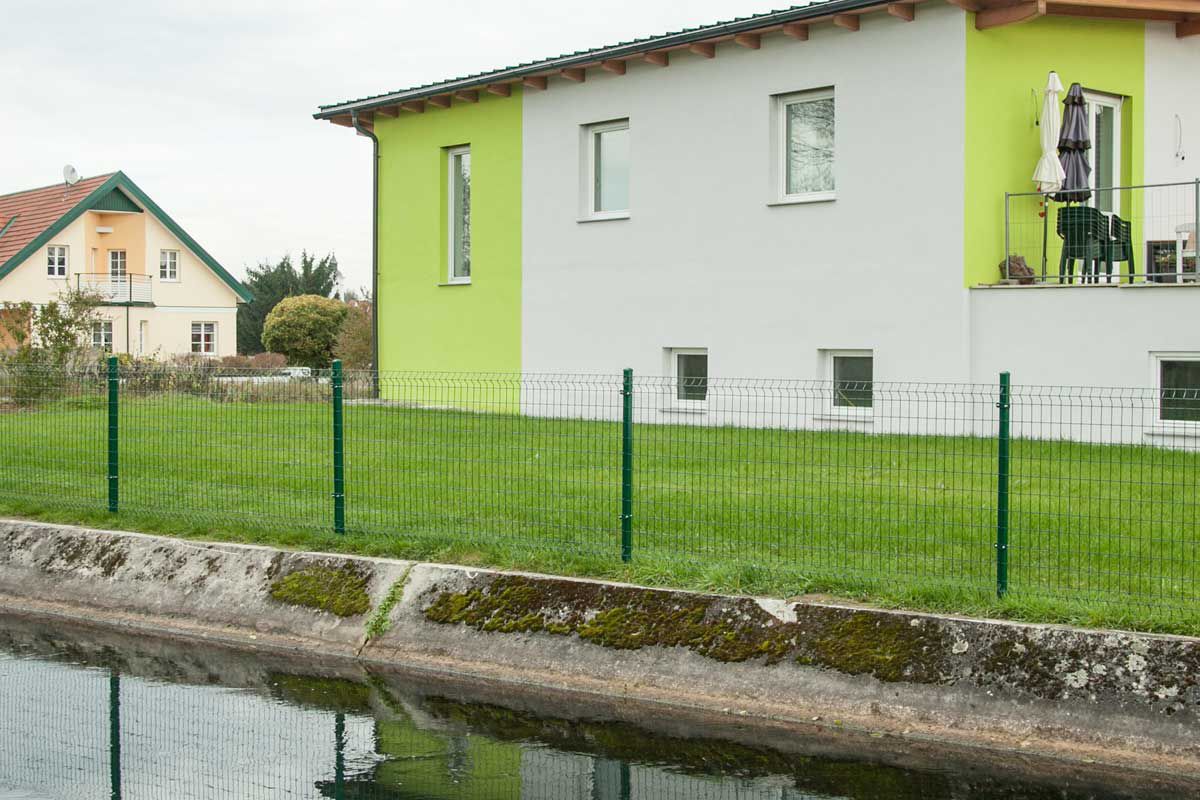 Gitterzaun Emu